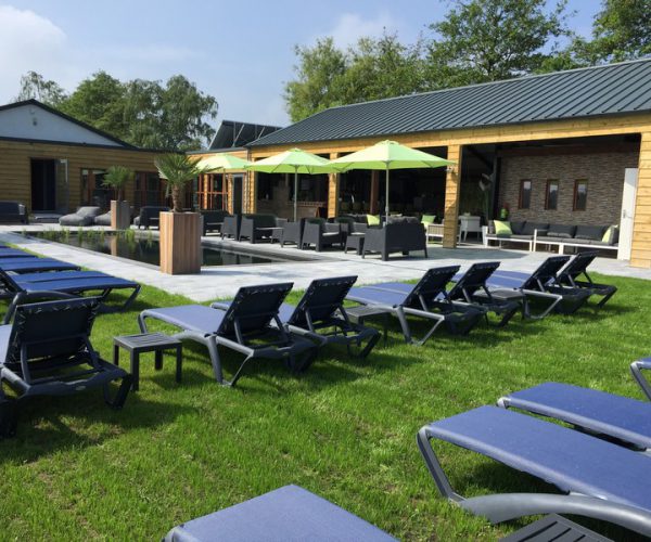 Dunez men only resort en spa. Margrietweg 21 Drunen